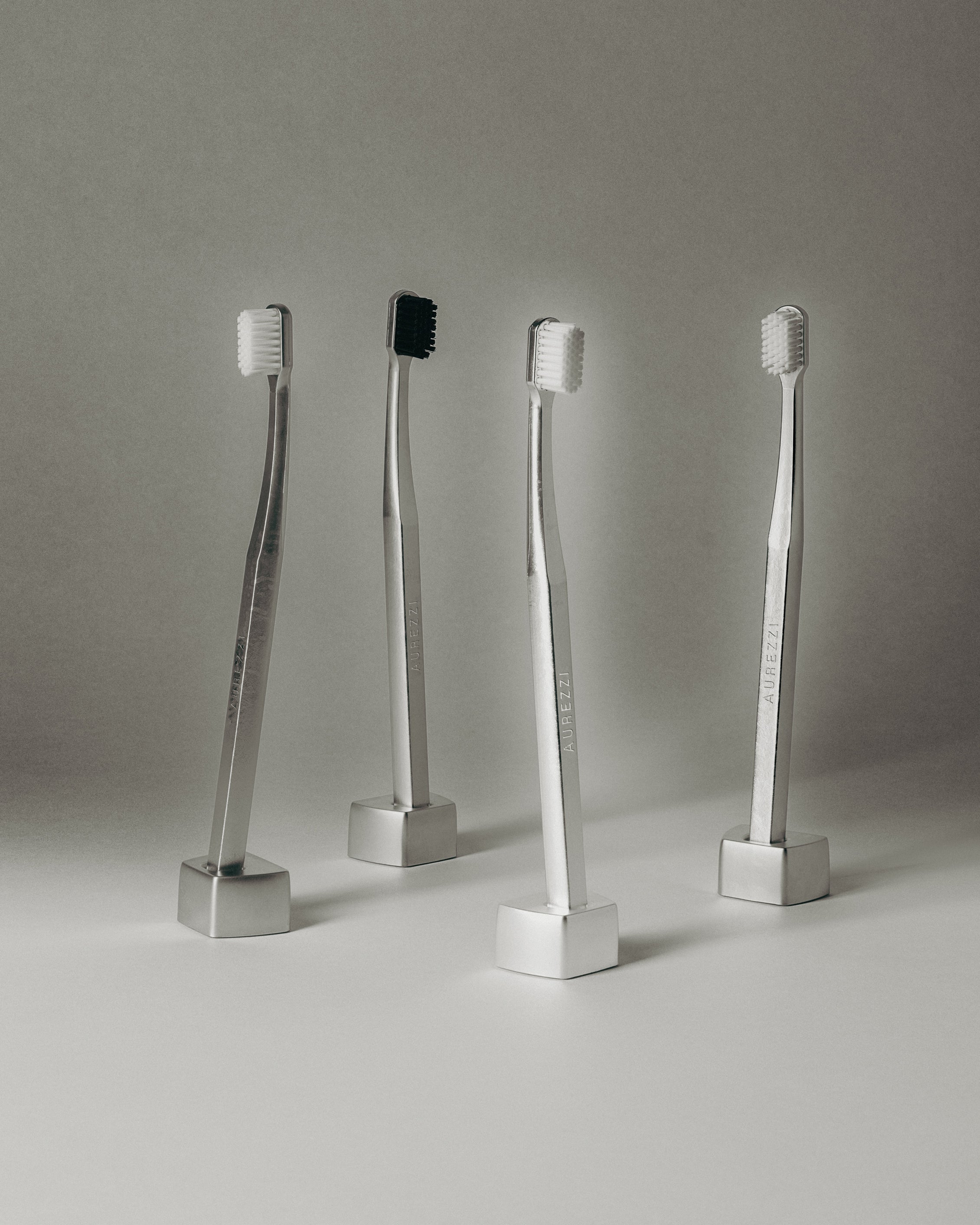 TOOTHBRUSH STAND ROSE GOLD – AUREZZI