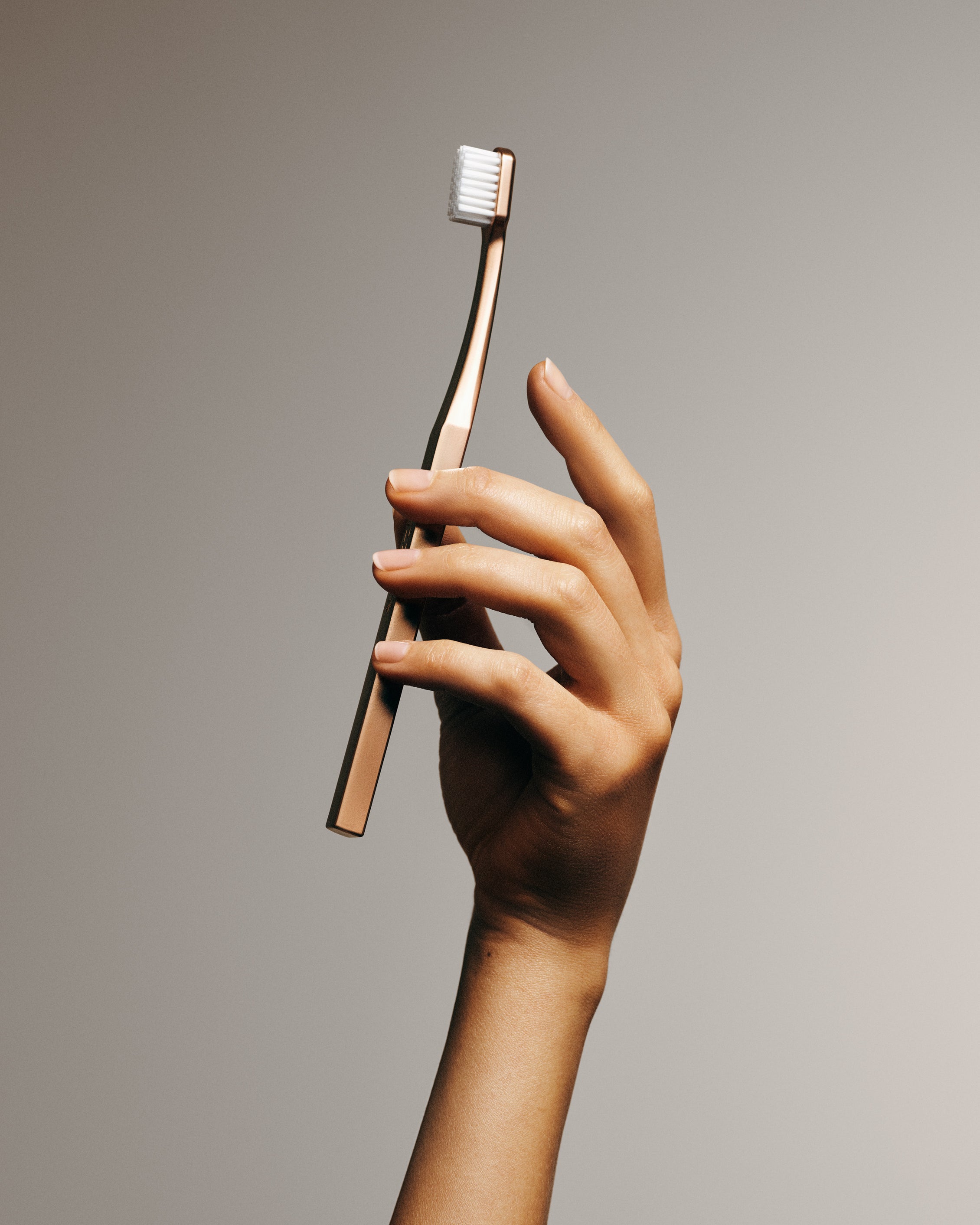 TOOTHBRUSH ROSE/WHITE – AUREZZI